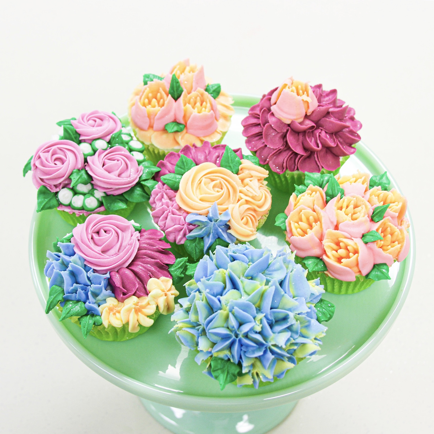 Floral Cupcake Collection | Country Kitchen SweetArt